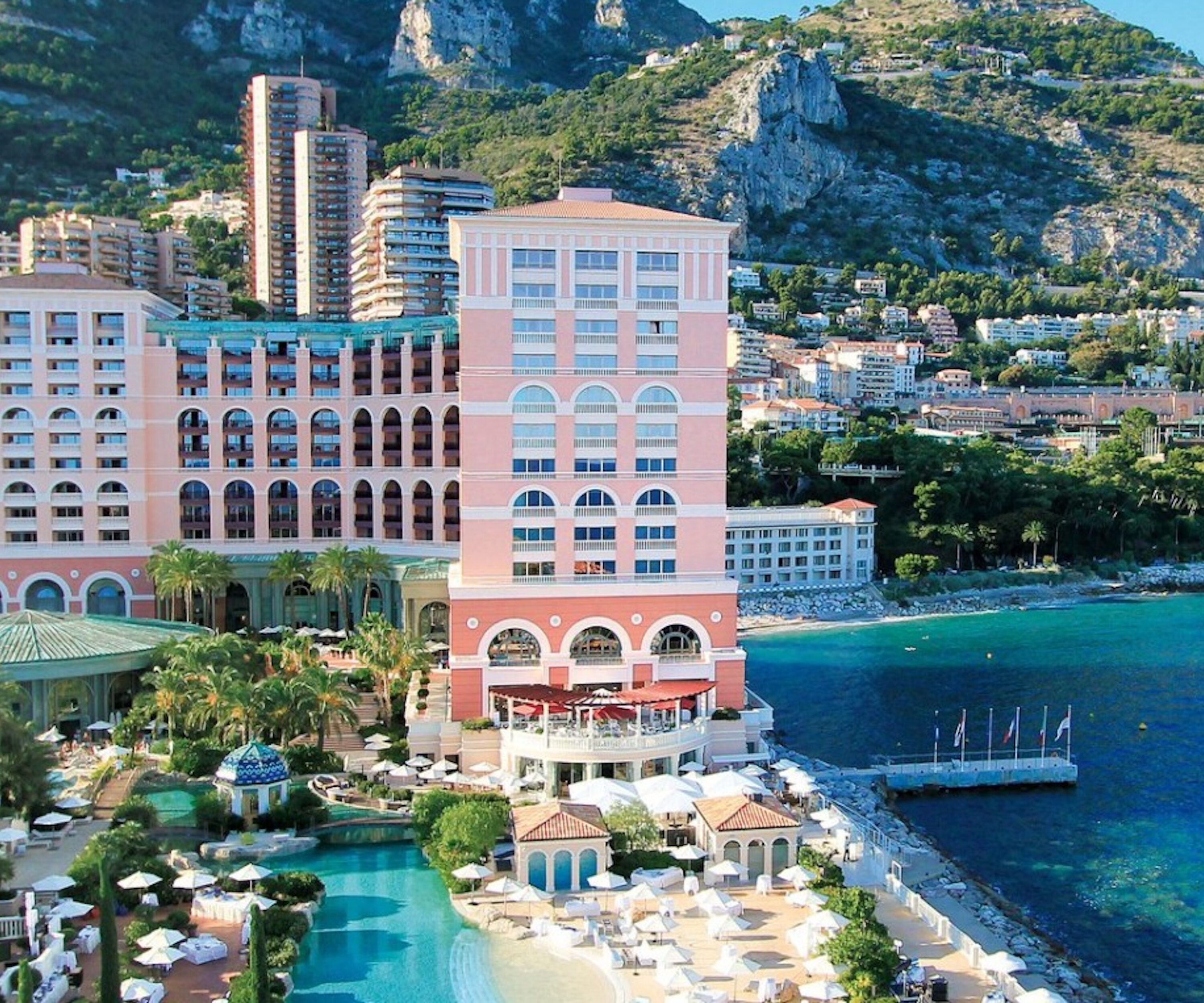 Residence du Sporting | Monaco Buildings - Caroline Olds Real Estate